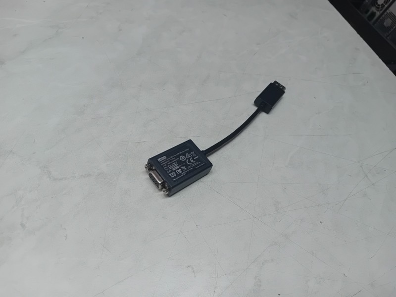 DP na VGA  adapter ispravan nov Lenovo