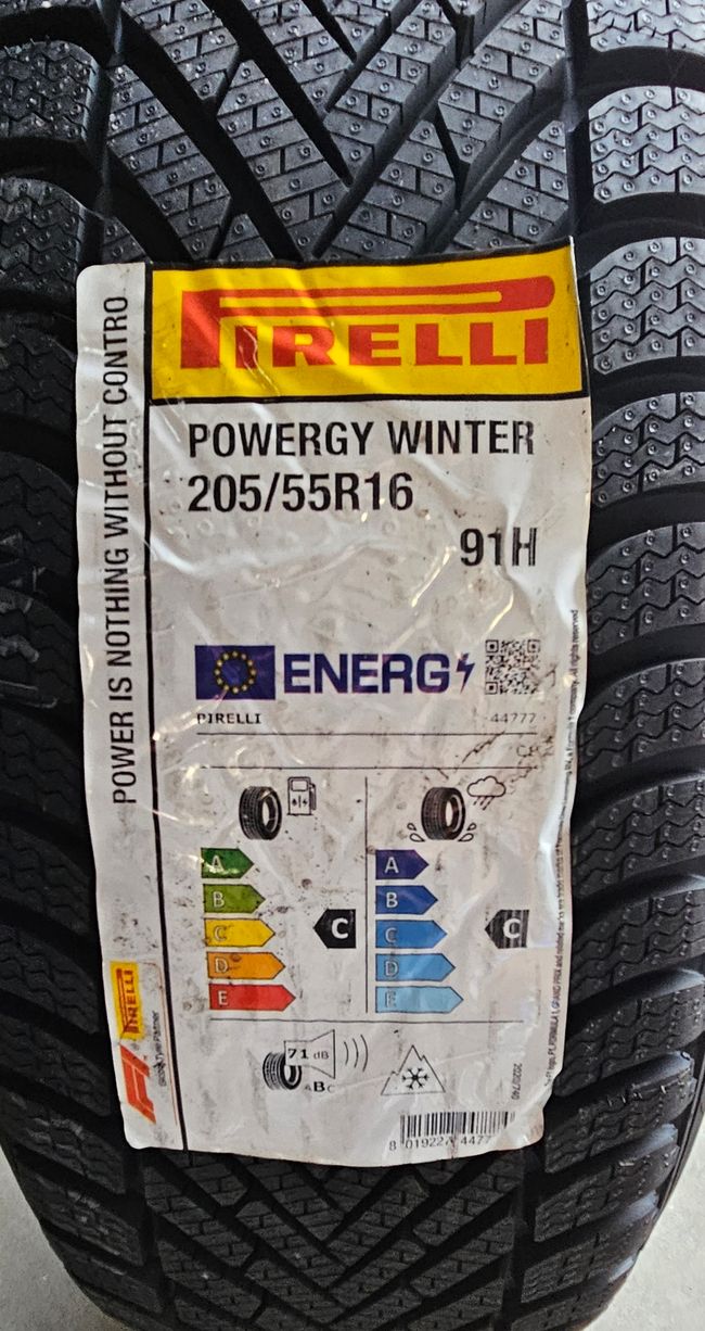 Pirelli 205/55R16 zimske