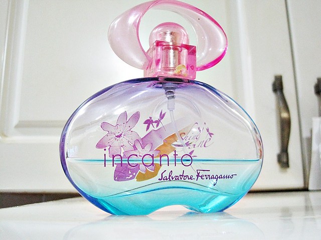 Salvatore Ferragamo Incanto Shine