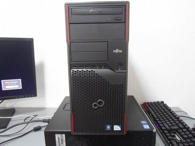 Fujitsu Esprimo P710 E85+ CPU Intel I3-3220/4GB/320GB