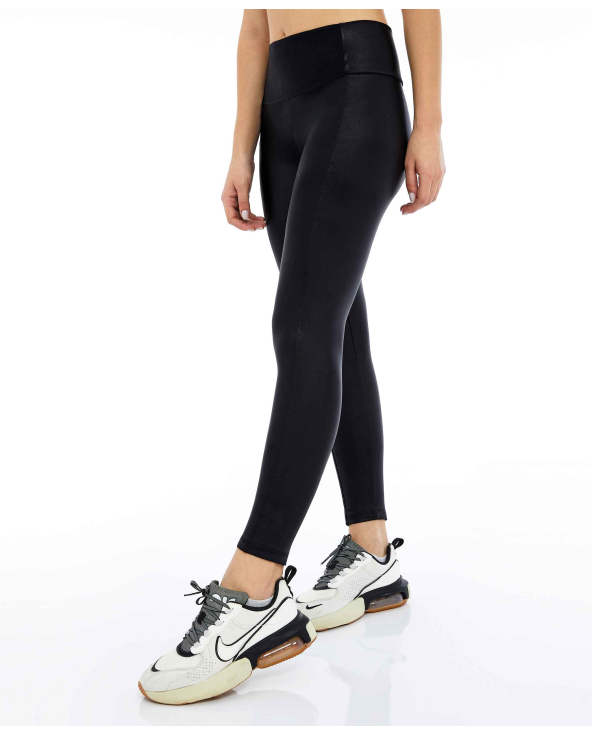 Legging Couro Com Recorte Rebatidos Preto