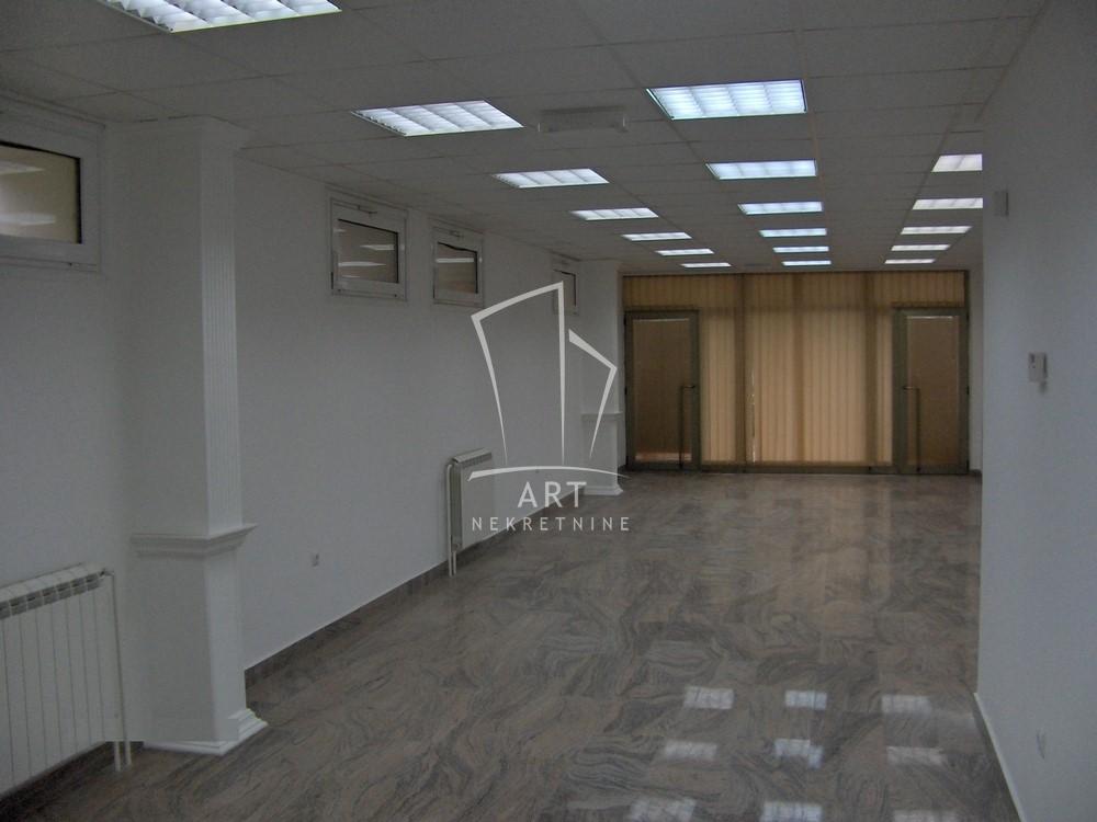 Lekino brdo, izuzetan prostor, 149m2+70m2 podrum ID#9005 345.000 €