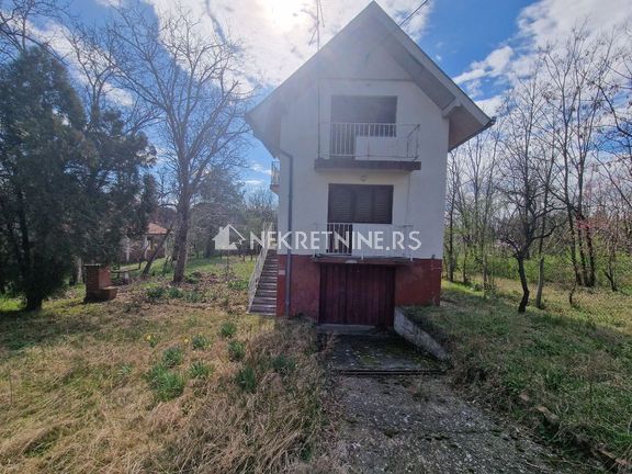 Vikendica 65m2 u Šumarku(Kovin), plac 9,58ari 29.000e