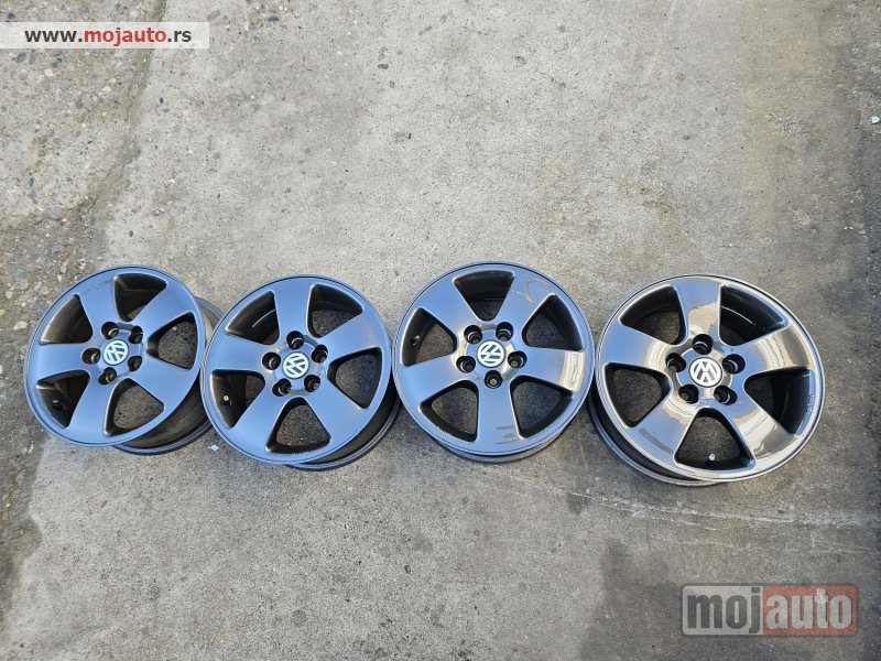 AluFelne 15Coli 5x100 Volkswagen Polo Golf4 Bora kao nove