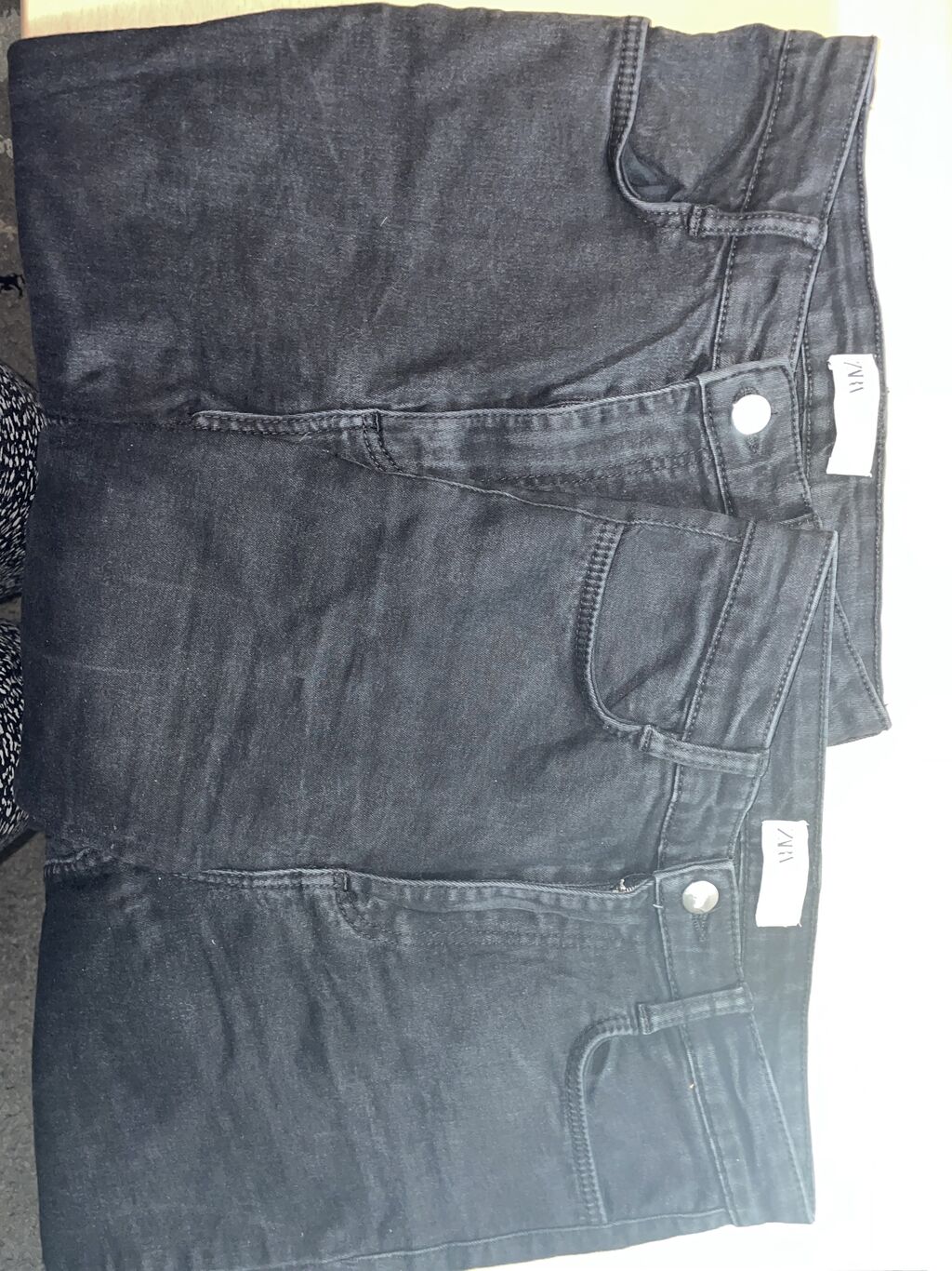 Zara farmerke broj 36