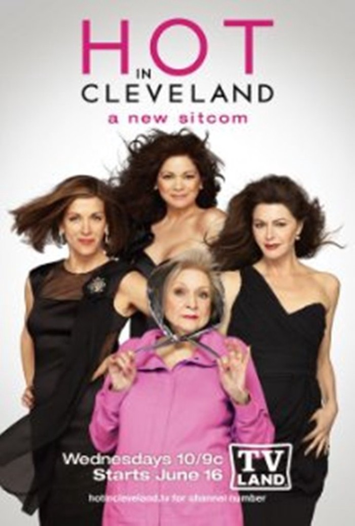 Hot in cleveland prodajemo seriju iz naslova serija je kompletna sa