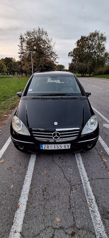 Mercedes-Benz A 180: 2 l | 2006 г. Hečbek