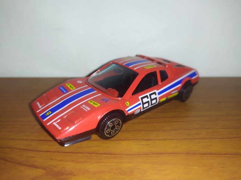 Burago Ferrari 512 BB 1/43