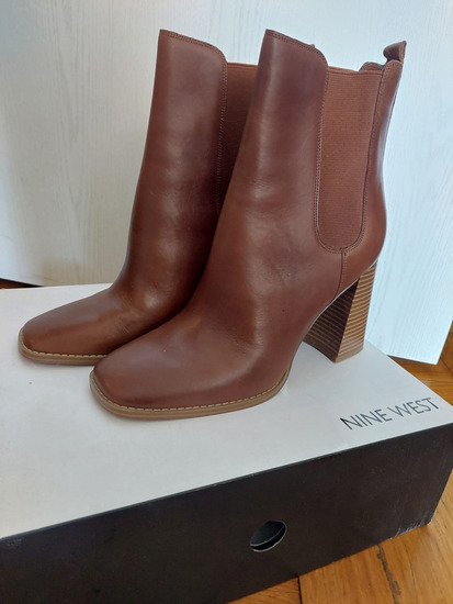 NINE WEST kozne cipele 39,BUKVALNO kao nove