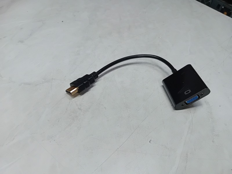 hdmi na vga adapter nov