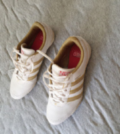 Adidas Neo 41 i 1/3, kozne; ptt gratis