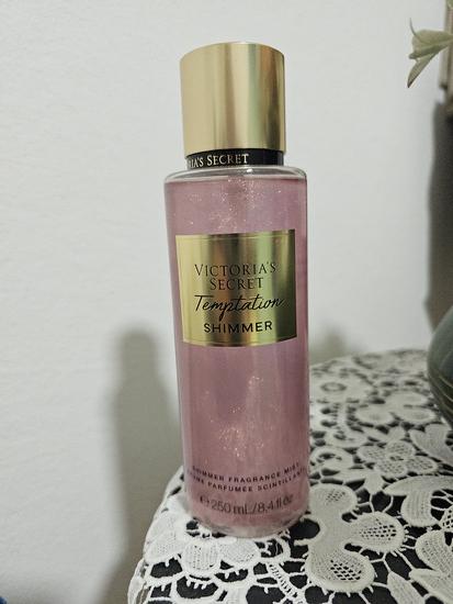 Nov Victoria's Secret Temptation Shimmer mist