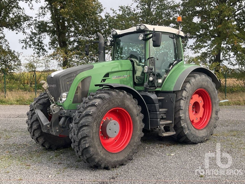 Prodaje se Fendt 927 VARIO traktor točkaš na aukciji