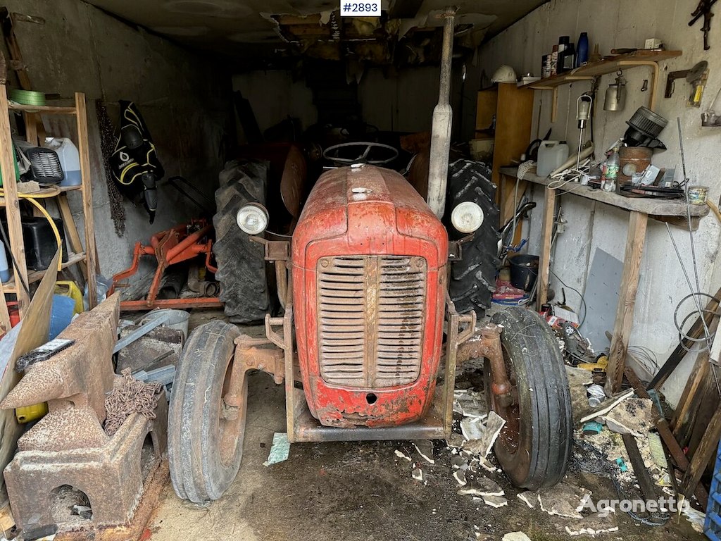 Massey Ferguson 35 traktor točkaš