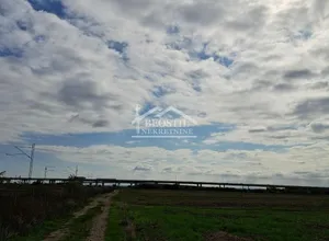 Prodaja Građevinsko zemljište - Zemun, Batajnica