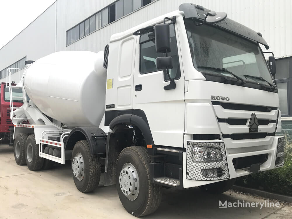 Howo ZZ1317N3667W kamion s mešalicom za beton