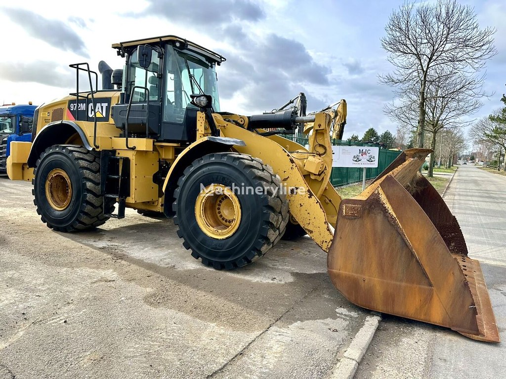 Caterpillar 972M CE / EPA - CAMERA - NEW TIRES - JOYSTICK STEERING - A/C - B prednji utovarivač