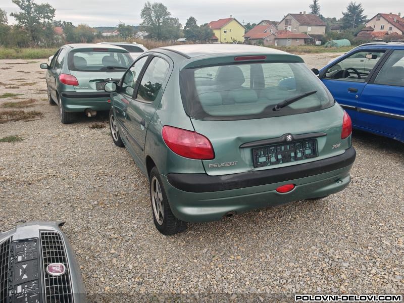 Peugeot 206 1.1 1.4 1.9d Kompletan Auto U Delovima