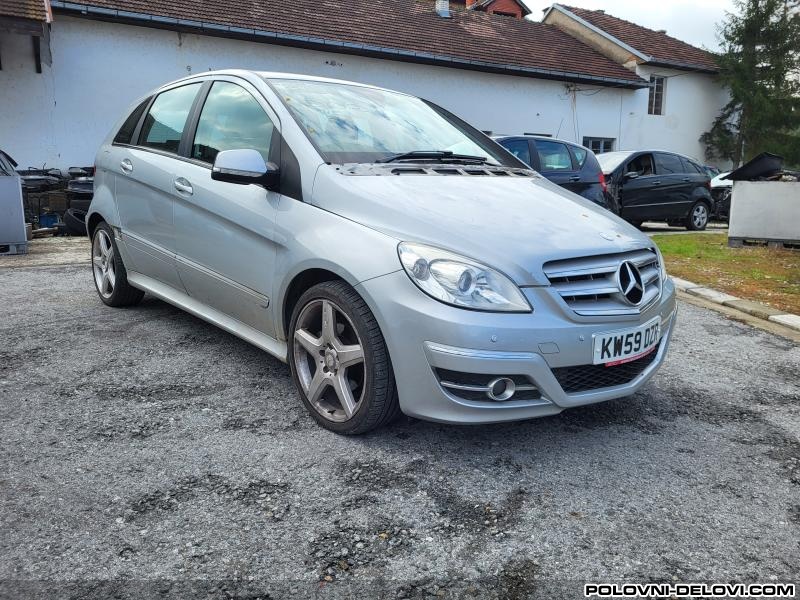 Mercedes B 150 .B160.B170.B180.B200 Kompletan Auto U Delovima