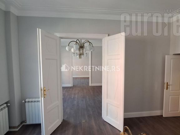 #48034, Izdavanje, P.P., KNEZ MIHAILOVA, 3900 EUR