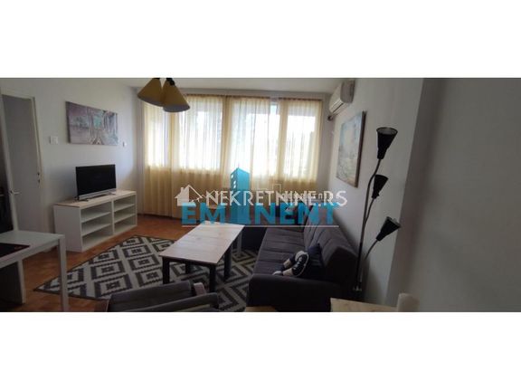 Novi Beograd, Blok 3, Bulevar Zorana Đinđića, 2.0, 55m2, 800 EUR