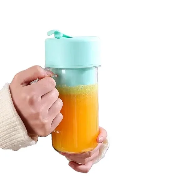 Blender časa za smoothie