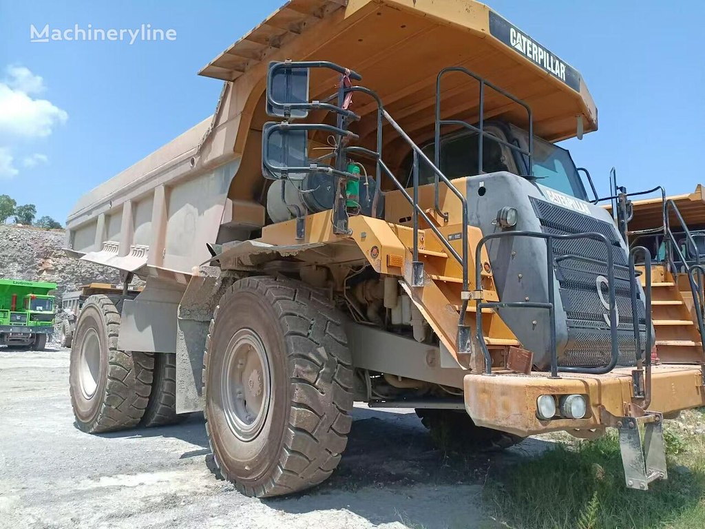 Caterpillar 773F damper sa krutom šasijom