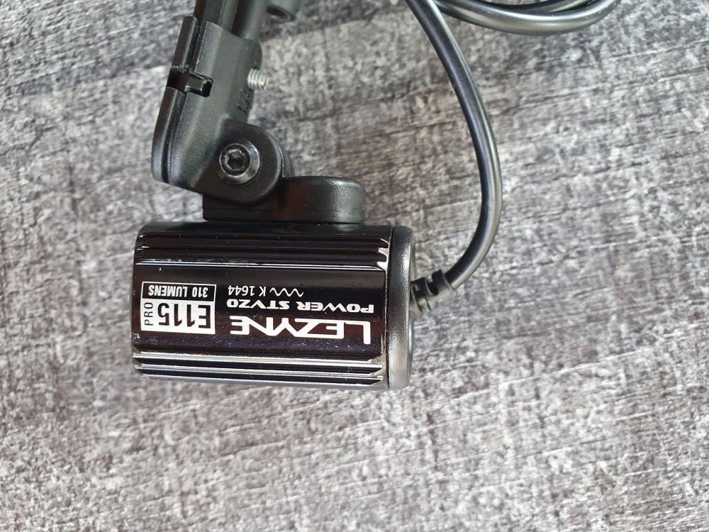 Lezyne E115 pro Bosch