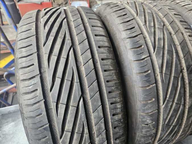 225/40 R18 UNIROYAL