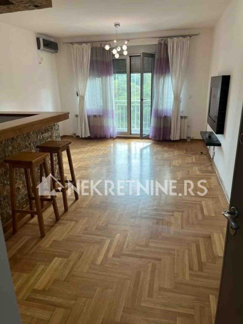 Matavuljeva, Trosoban stan za izdavanje, 63m2, 700€