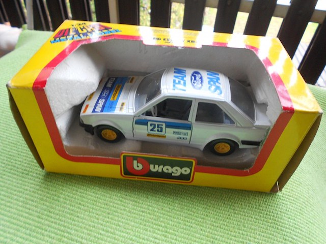 Ford Escort XR3 - Burago 1983. - 1:24