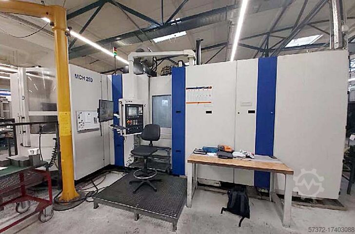 CNC machining centar
Heller MCH 250