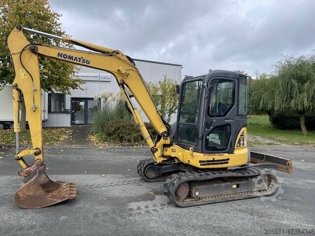 Mini bageri
Komatsu PC55 MR-3