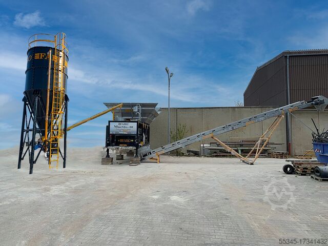 30 m3 / h mobilna betonarska betonarka
FABO Concrete Plant Manufacturer 30 m3/h mobile concrete batching plant