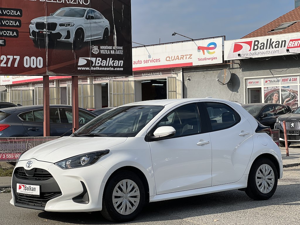 TOYOTA YARIS 1.0