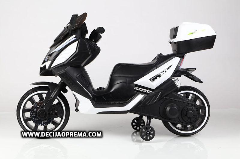 Vespa Sport Style motor na akumulator za decu Beli