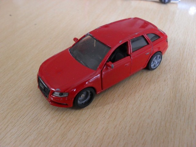 SIKU - AUDI A4 AVANT 3.0 TDI