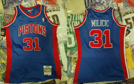 Darko Milicic - Detroit Pistons NBA dres