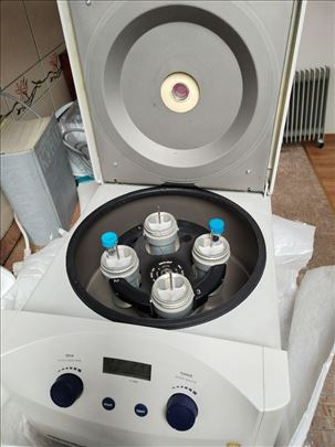 Centrifuga EPPENDORF 5702