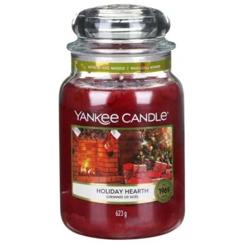 Holiday Hearth - Yankee Candle mirisna sveća L (anis, cimet, karanfilić, mošus i vanila)