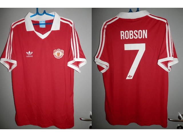 Manchester United dres 1980-82 Bryan Robson 7