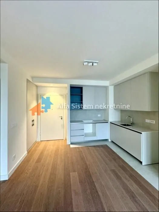 Izdavanje, dvosoban stan, 56m2, Beograd Na Vodi, Beograd