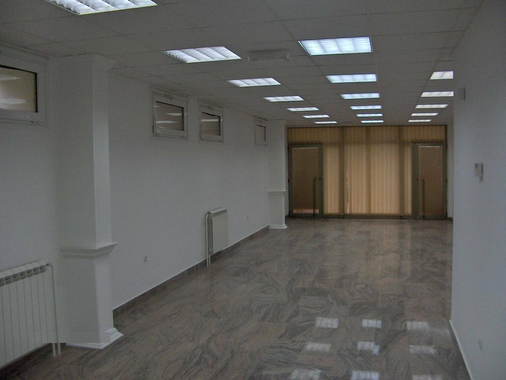 VOZDOVAC LEKINO BRDO 149m2 , 345000e