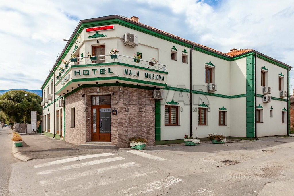 Ekskluzivno, Garni Hotel Mala Moskva, Bela Palanka, 650m2