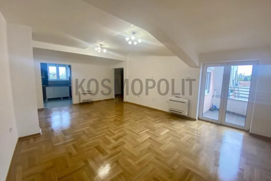 Prodaja, dvosoban stan, 60m2, Centar, Pančevo