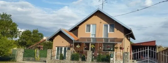 Prodaja, kuća, 300m2, Pavliš, Vršac