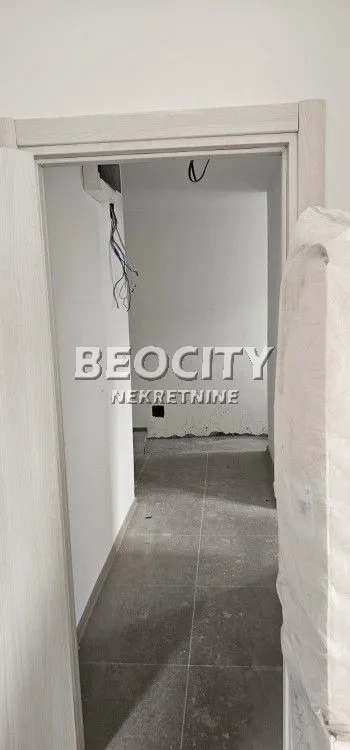 Prodaja, dvosoban stan, 39m2, Kneževac, Beograd