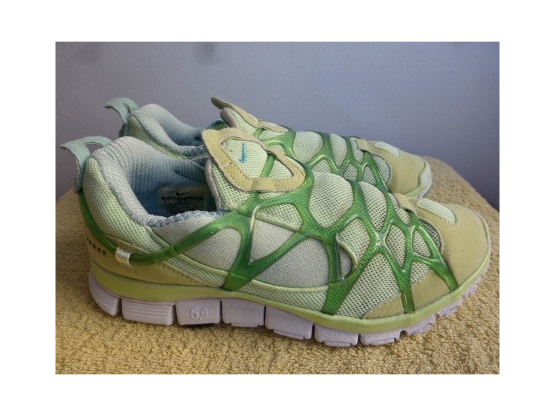 KAO NOVE, ORG. NIKE FREE 5, EXTRA UDOBNE PATIKE BR. 38