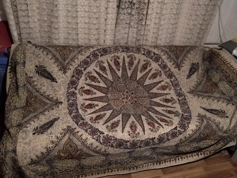 Sniženje-Stolnjak ili prekrivač u batik tehnici 230x160