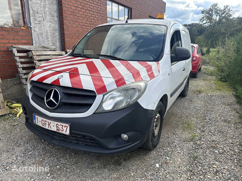 Prodaje se Mercedes-Benz Citan laki furgon na aukciji